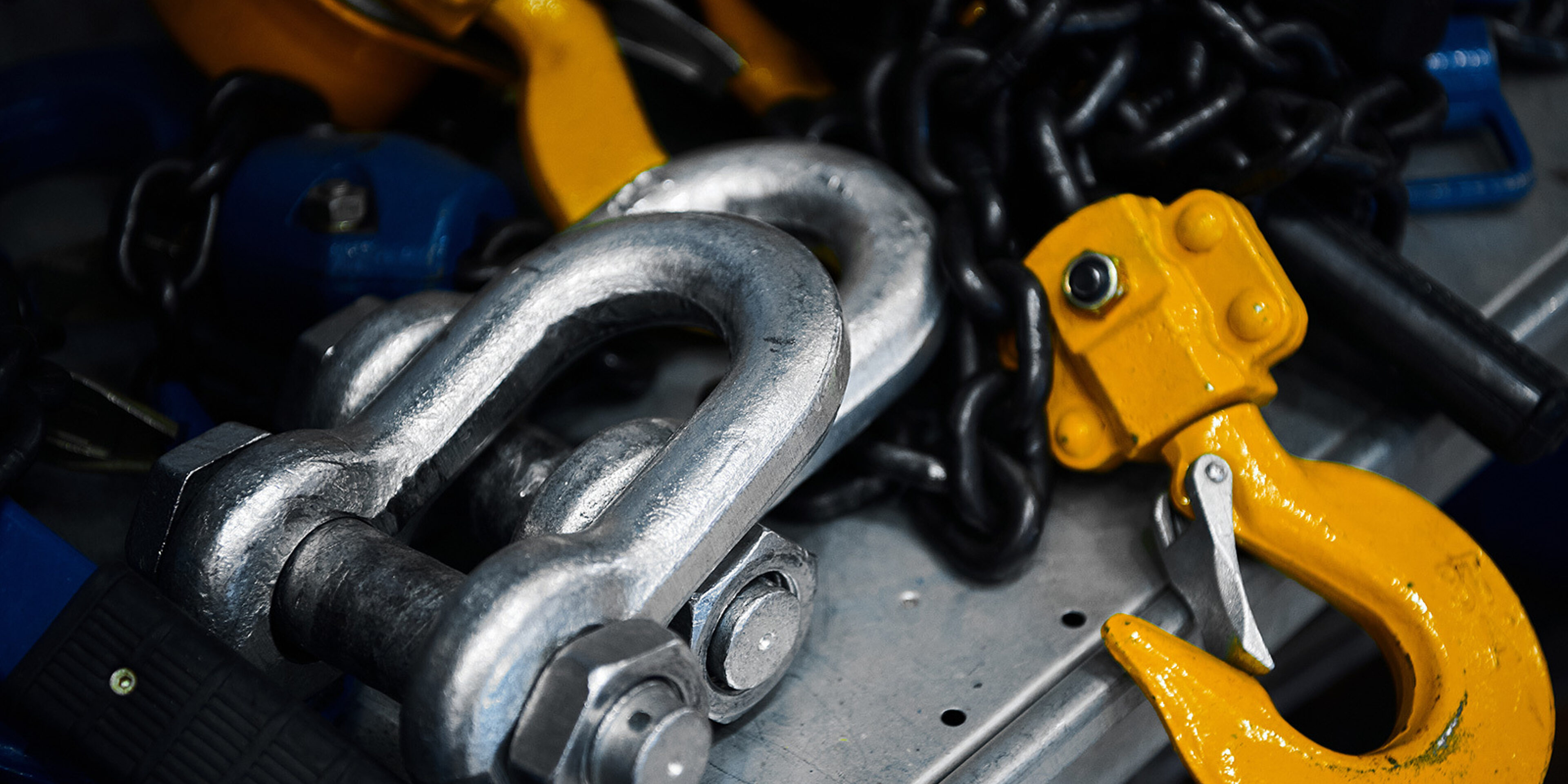 The Top Trends in Lifting and Rigging Equipment | Caster Connection